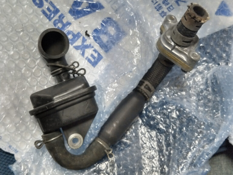 ジャイロキャノピー (TA02) ブローバイパイプ＆プラグ交換 – unblogged